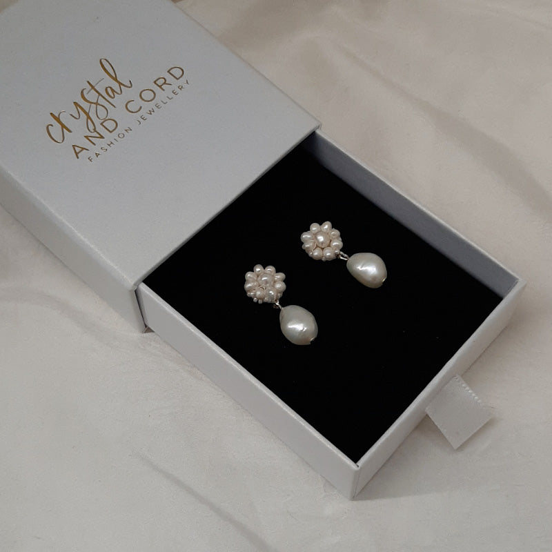 Lila (v2) - natural cultured freshwater pearls flower shaped stud and ...